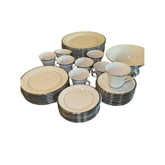 Lenox | Dining | Lenox Full Set Of 8 Vintage Platinum Trimmed Teacup ...